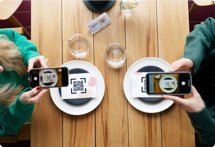 Maximizing Office Lunch Orders: 6 Benefits of QR and Pre-Ordering